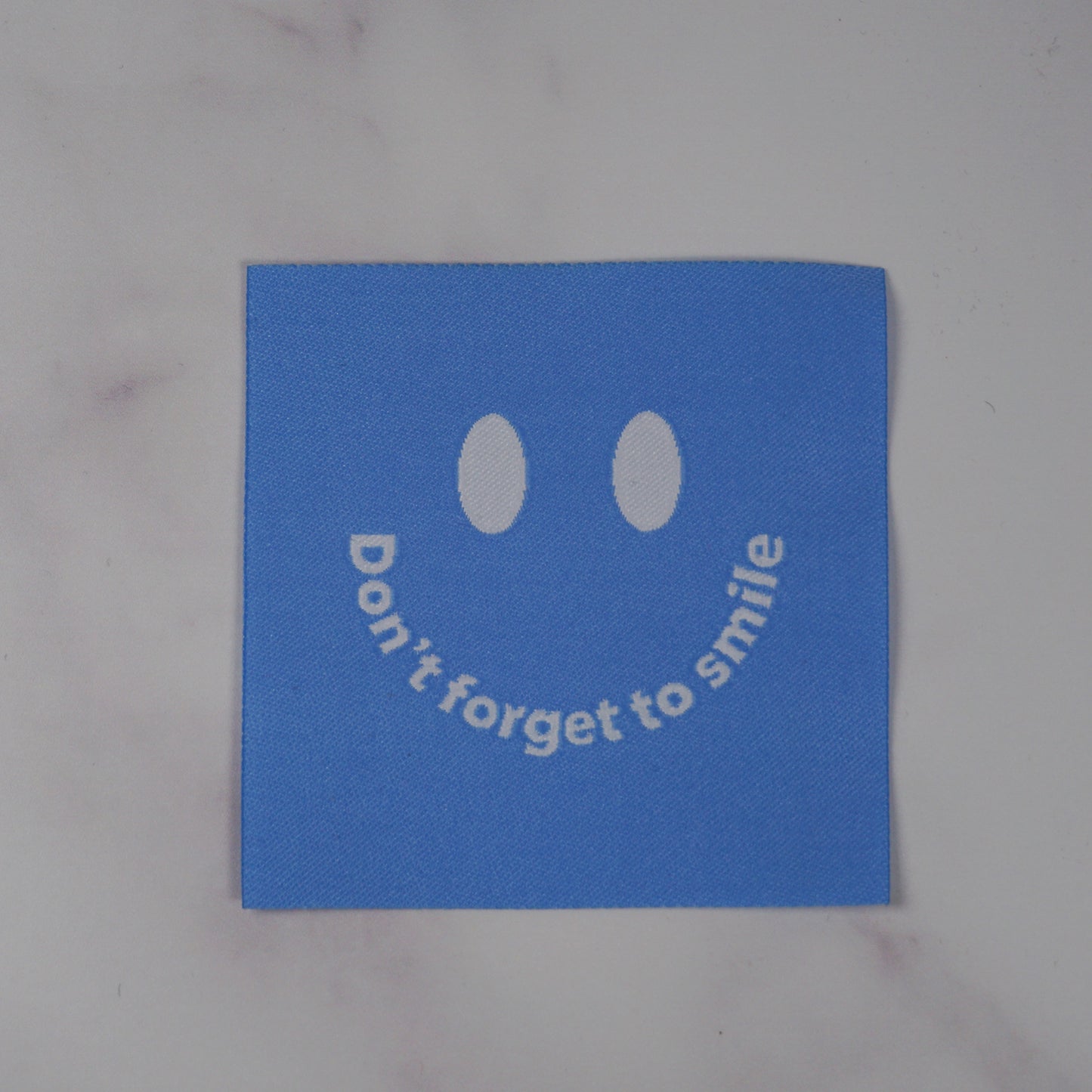 Don't forget to smile Naailabel - Loop en Label – The Final Stitch